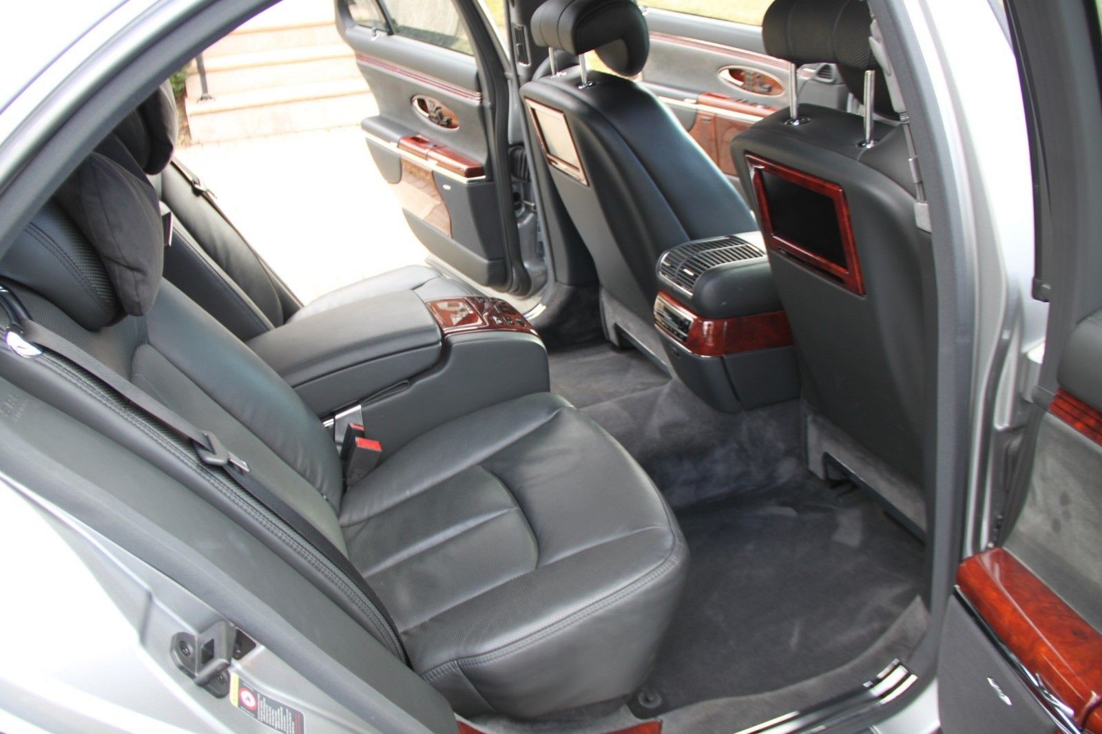 2005 Maybach 57 Base Turbo Sedan - Carseva - Find the Perfect Car Near You